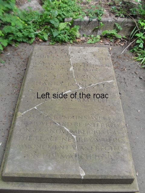 Karl Marx Tomb and Memorial - Left side of the roadLeft side of the road